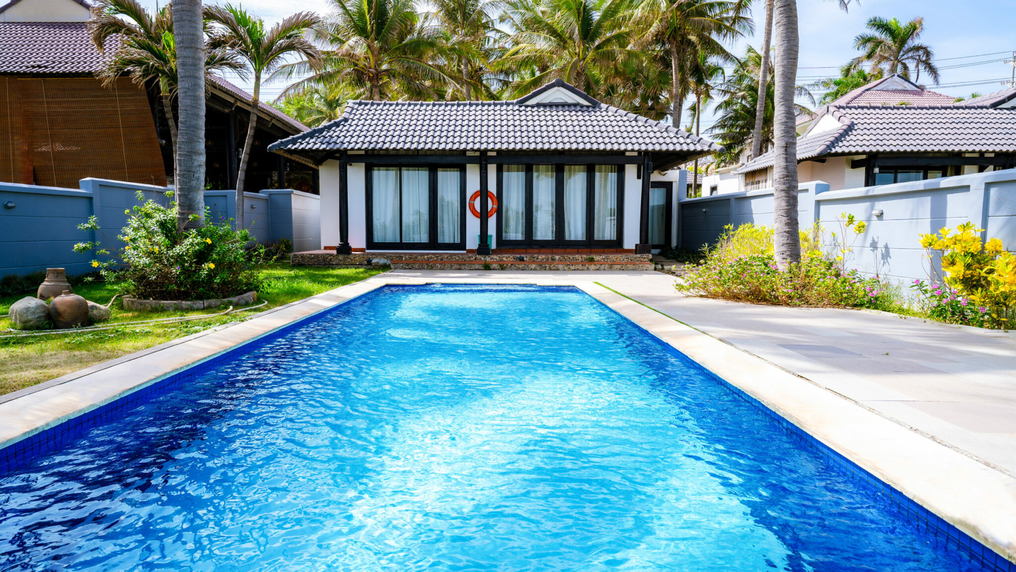 BEACHFRONT VILLA 2 BEDROOMS WITH PRIVATE POOL - Silver Beach Resort